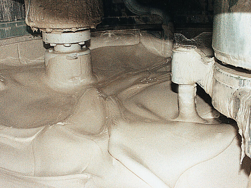 Slip Preparation | Disperse and Dissolve in the MixSolver® | Ceramics ...